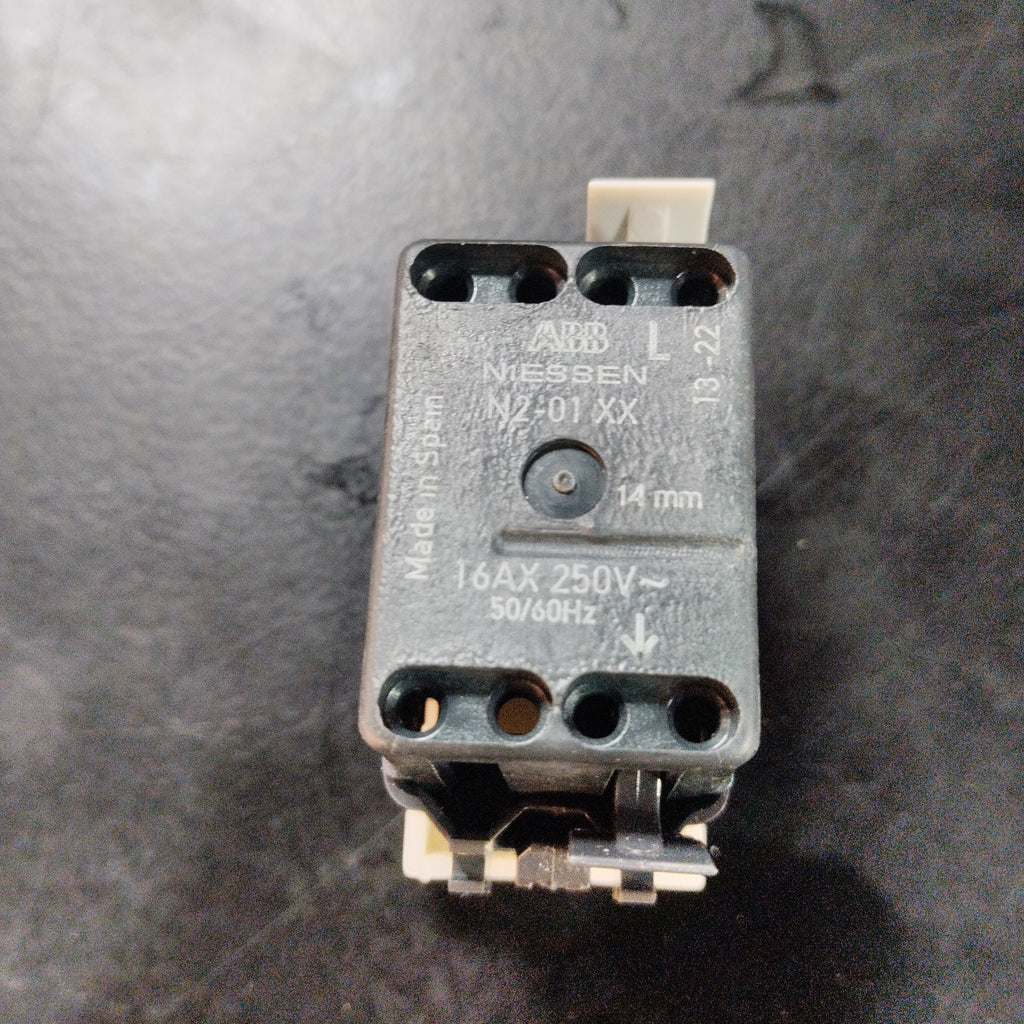 APAGADOR SENCILLO 1. MOD. BCO. ESTEVEZ ZENIT N2101-BL – Nosa.mx